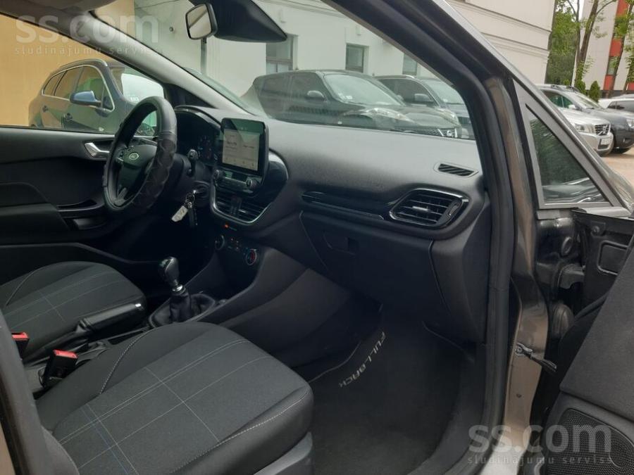 Grey Ford Fiesta 2019 in Daugavpils, with an engine capacity of 1.50 L and mileage of 0 thousand km for 7950 €, photo 21 on AUTOMOTO.COM.LV