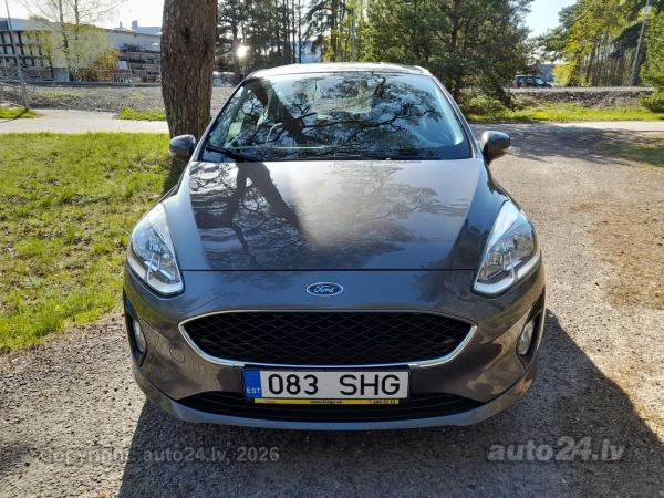 Grey Ford Fiesta 2019 in Parnu, with an engine capacity of 1.10 L and mileage of 200 thousand km for 8999 €, photo 4 on AUTOMOTO.COM.LV