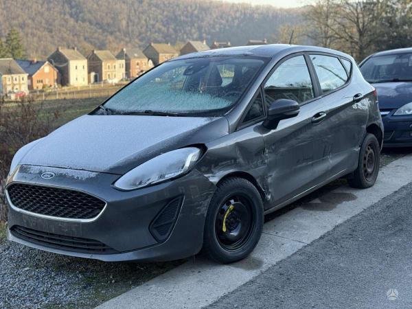 Grey Ford Fiesta 2020 in Kaunas, with an engine capacity of 1.08 L and mileage of 103 thousand km for 3850 €, photo 1 on AUTOMOTO.COM.LV