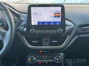 Pelēks Ford Fiesta 2020 Jelgava, ar dzinēja tilpumu 1.00 L un nobraukumu 112 tūkst. km par 11999 €, foto 21 vietnē AUTOMOTO.COM.LV