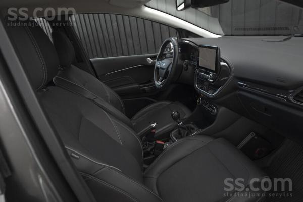 Grey Ford Fiesta 2020 in Jelgava, with an engine capacity of 1.00 L and mileage of 120 thousand km for 10300 €, photo 7 on AUTOMOTO.COM.LV