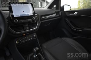 Pelēks Ford Fiesta 2020 Jelgava, ar dzinēja tilpumu 1.00 L un nobraukumu 120 tūkst. km par 10300 €, foto 15 vietnē AUTOMOTO.COM.LV