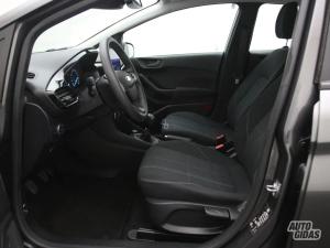Grey Ford Fiesta 2021 in Vilnius, with an engine capacity of 1.00 L and mileage of 150 thousand km for 9299 €, photo 5 on AUTOMOTO.COM.LV