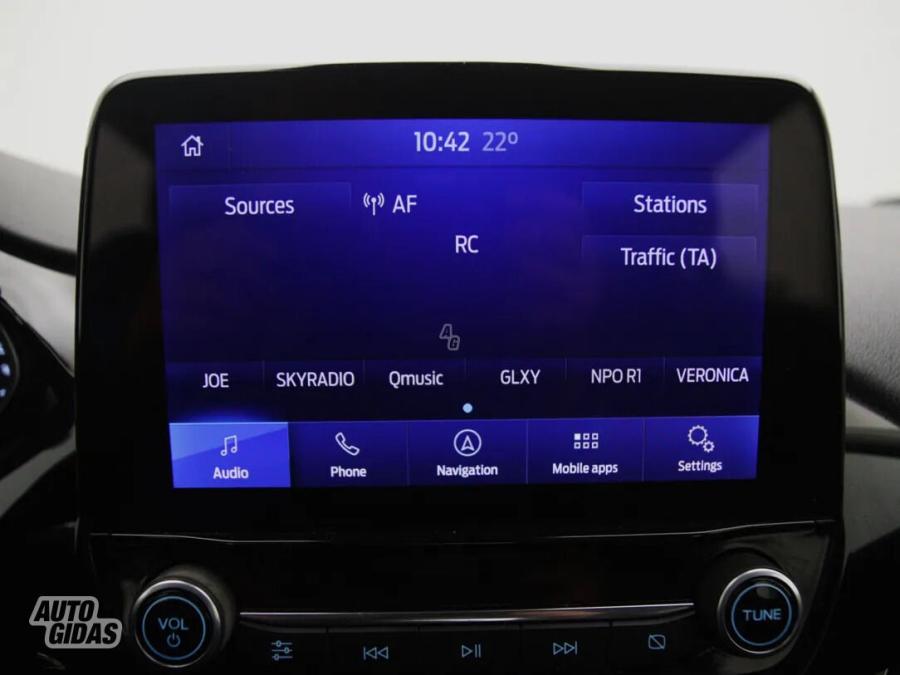 Grey Ford Fiesta 2021 in Vilnius, with an engine capacity of 1.00 L and mileage of 150 thousand km for 9299 €, photo 23 on AUTOMOTO.COM.LV