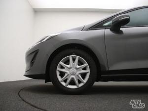 Grey Ford Fiesta 2021 in Vilnius, with an engine capacity of 1.00 L and mileage of 150 thousand km for 9299 €, photo 29 on AUTOMOTO.COM.LV