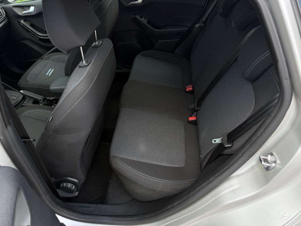 Grey Ford Fiesta 2022 in Vilnius, with an engine capacity of 1.00 L and mileage of 49 thousand km for 13950 €, photo 9 on AUTOMOTO.COM.LV