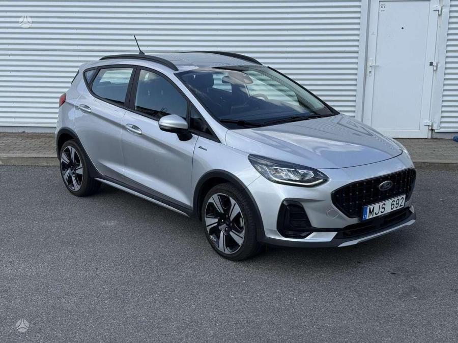 Grey Ford Fiesta 2022 in Vilnius, with an engine capacity of 1.00 L and mileage of 53 thousand km for 12950 €, photo 4 on AUTOMOTO.COM.LV