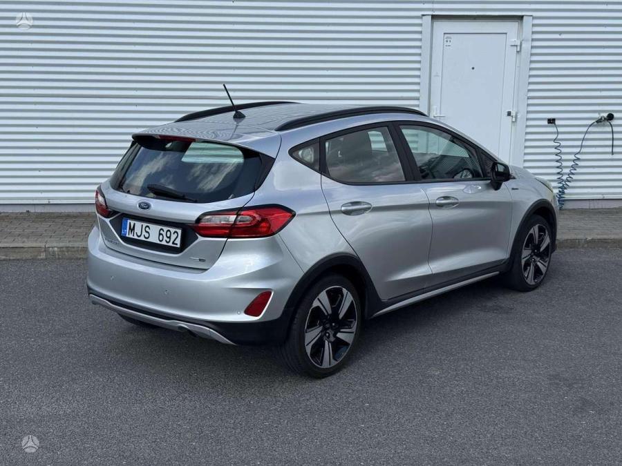 Grey Ford Fiesta 2022 in Vilnius, with an engine capacity of 1.00 L and mileage of 53 thousand km for 12950 €, photo 6 on AUTOMOTO.COM.LV