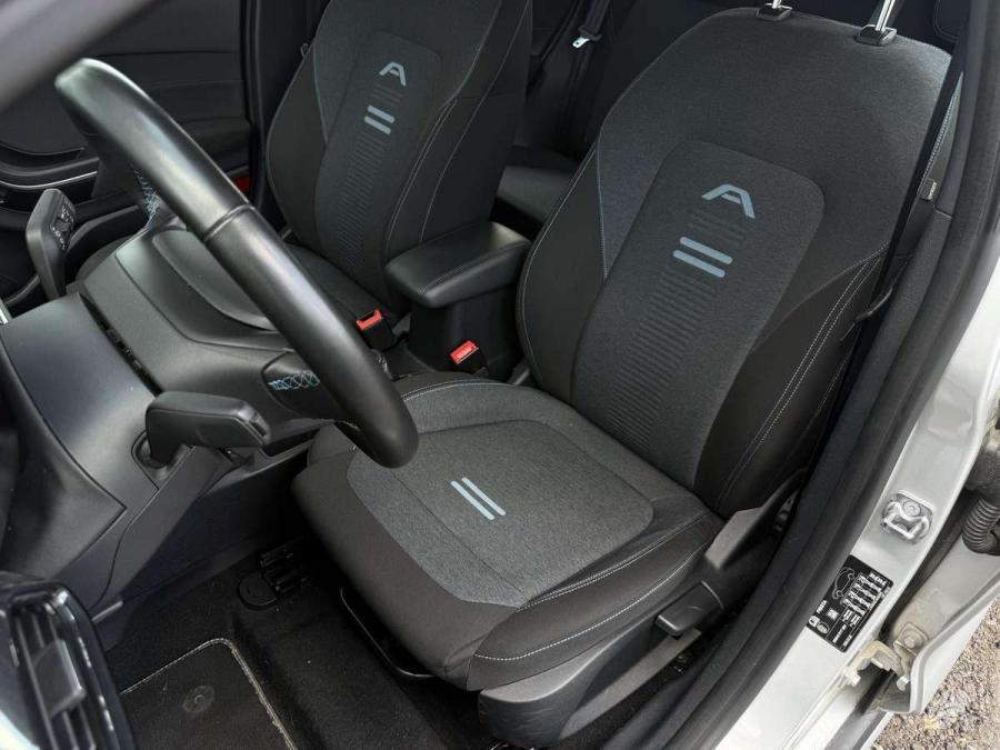 Grey Ford Fiesta 2022 in Vilnius, with an engine capacity of 1.00 L and mileage of 53 thousand km for 12950 €, photo 8 on AUTOMOTO.COM.LV