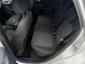 Grey Ford Fiesta 2022 in Vilnius, with an engine capacity of 1.00 L and mileage of 53 thousand km for 12950 €, photo 10 on AUTOMOTO.COM.LV