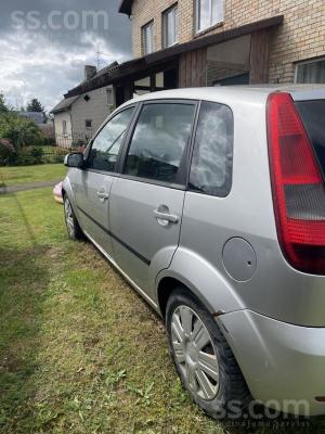 Pelēks Ford Fiesta 2005 Rīga, ar dzinēja tilpumu 1.20 L un nobraukumu 277 tūkst. km par 650 €, foto 4 vietnē AUTOMOTO.COM.LV