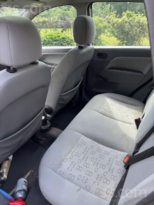 Ford Fiesta 2002 Ogre, ar dzinēja tilpumu 1.40 L un nobraukumu 422 tūkst. km par 950 €, foto 5 vietnē AUTOMOTO.COM.LV