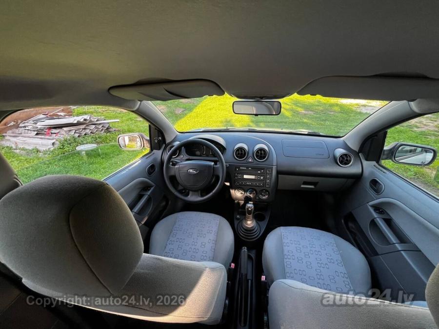 Ford Fiesta 2003 Tallina, ar dzinēja tilpumu 1.30 L un nobraukumu 143 tūkst. km par 1599 €, foto 12 vietnē AUTOMOTO.COM.LV