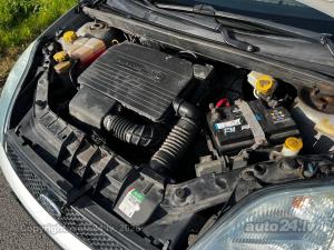 Ford Fiesta 2003 Tallina, ar dzinēja tilpumu 1.30 L un nobraukumu 143 tūkst. km par 1599 €, foto 15 vietnē AUTOMOTO.COM.LV