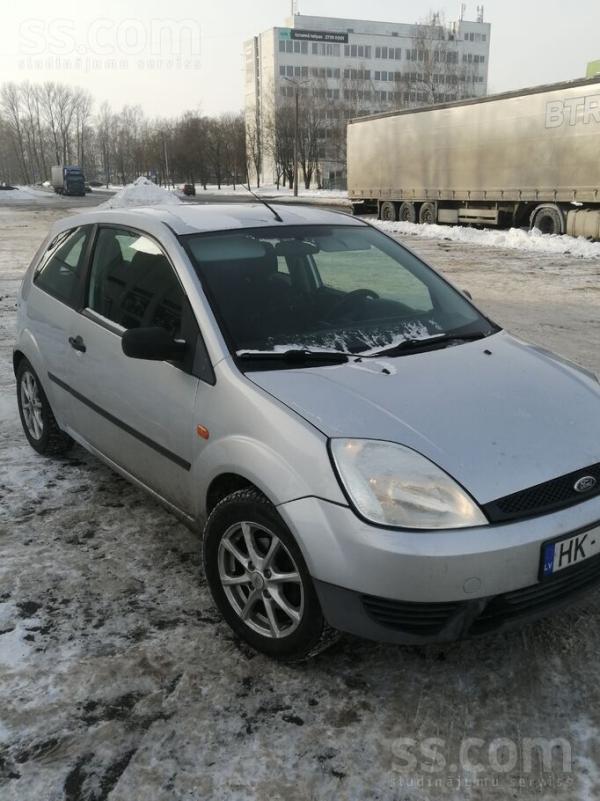 Ford Fiesta 2004 in Riga, with an engine capacity of 1.40 L and mileage of 181 thousand km for 1250 €, photo 8 on AUTOMOTO.COM.LV