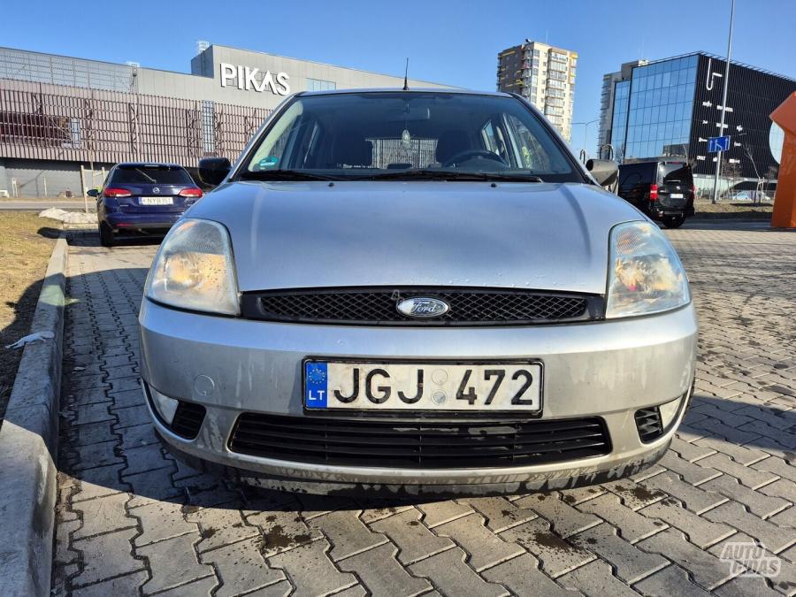 Ford Fiesta 2004 Viļņa, ar dzinēja tilpumu 1.30 L un nobraukumu 195 tūkst. km par 699 €, foto 3 vietnē AUTOMOTO.COM.LV
