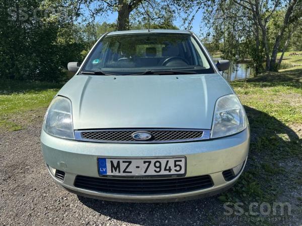 Ford Fiesta 2004 in Riga, with an engine capacity of 1.40 L and mileage of 227 thousand km for 1350 €, photo 1 on AUTOMOTO.COM.LV