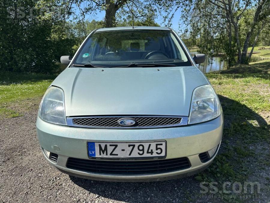 Ford Fiesta 2004 in Riga, with an engine capacity of 1.40 L and mileage of 227 thousand km for 1350 €, photo 1 on AUTOMOTO.COM.LV