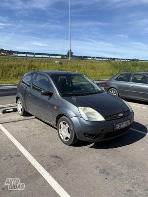 Ford Fiesta 2004 Kauņa, ar dzinēja tilpumu 1.40 L un nobraukumu 300 tūkst. km par 550 €, foto 3 vietnē AUTOMOTO.COM.LV