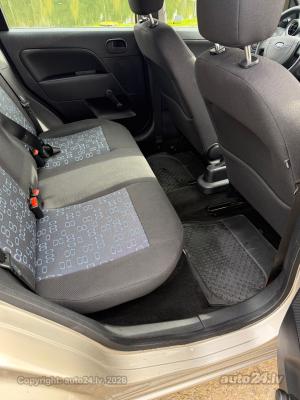 Ford Fiesta 2004 in Tallinn, with an engine capacity of 1.30 L and mileage of 39 thousand km for 5800 €, photo 15 on AUTOMOTO.COM.LV