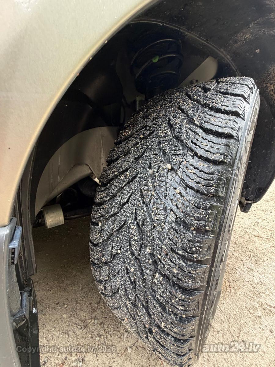 Ford Fiesta 2004 in Tallinn, with an engine capacity of 1.30 L and mileage of 39 thousand km for 5800 €, photo 20 on AUTOMOTO.COM.LV