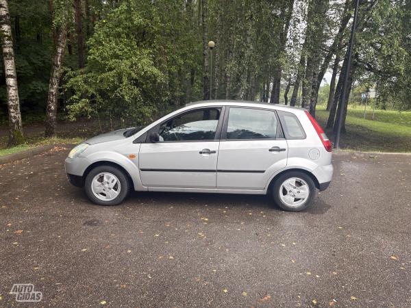 Ford Fiesta 2005 in Anyksciai, with an engine capacity of 1.40 L and mileage of 167 thousand km for 770 €, photo 2 on AUTOMOTO.COM.LV