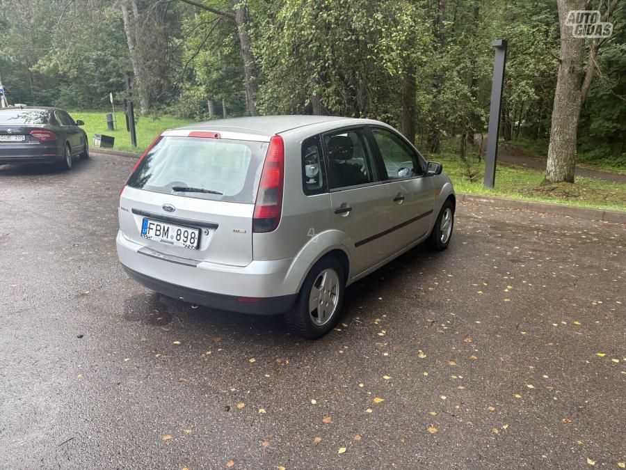 Ford Fiesta 2005 in Anyksciai, with an engine capacity of 1.40 L and mileage of 167 thousand km for 770 €, photo 5 on AUTOMOTO.COM.LV