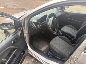 Ford Fiesta 2005 in Anyksciai, with an engine capacity of 1.40 L and mileage of 167 thousand km for 770 €, photo 9 on AUTOMOTO.COM.LV