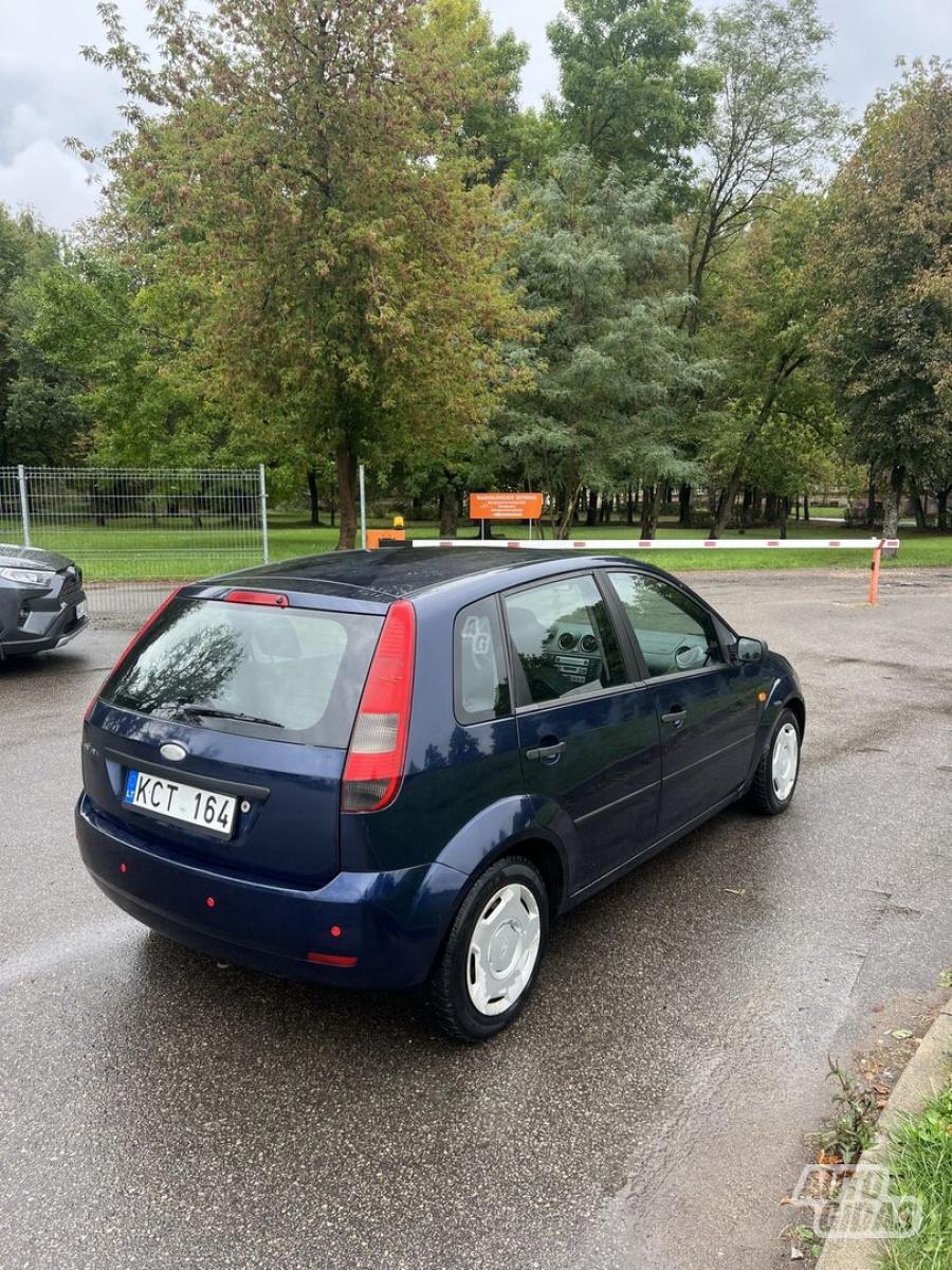 Ford Fiesta 2005 Viļņa, ar dzinēja tilpumu 1.40 L un nobraukumu 220 tūkst. km par 700 €, foto 4 vietnē AUTOMOTO.COM.LV