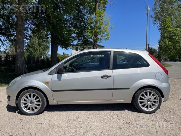 Ford Fiesta 2006 Rīga, ar dzinēja tilpumu 1.60 L un nobraukumu 233 tūkst. km par 2490 €, foto 2 vietnē AUTOMOTO.COM.LV