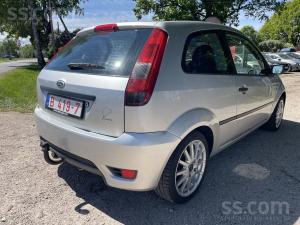 Ford Fiesta 2006 in Riga, with an engine capacity of 1.60 L and mileage of 233 thousand km for 2490 €, photo 6 on AUTOMOTO.COM.LV