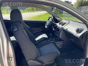 Ford Fiesta 2006 in Riga, with an engine capacity of 1.60 L and mileage of 233 thousand km for 2490 €, photo 16 on AUTOMOTO.COM.LV