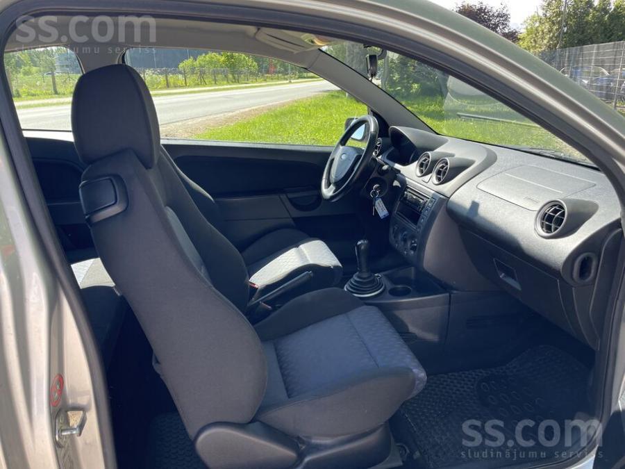 Ford Fiesta 2006 in Riga, with an engine capacity of 1.60 L and mileage of 233 thousand km for 2490 €, photo 16 on AUTOMOTO.COM.LV