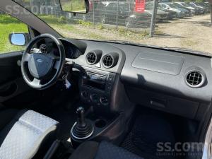 Ford Fiesta 2006 in Riga, with an engine capacity of 1.60 L and mileage of 233 thousand km for 2490 €, photo 18 on AUTOMOTO.COM.LV