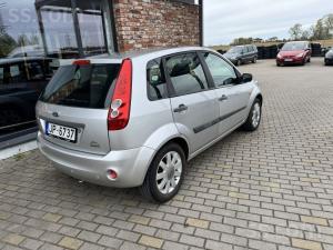 Ford Fiesta 2006 in Talsi, with an engine capacity of 1.40 L and mileage of 178 thousand km for 1550 €, photo 4 on AUTOMOTO.COM.LV