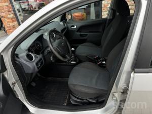 Ford Fiesta 2006 in Talsi, with an engine capacity of 1.40 L and mileage of 178 thousand km for 1550 €, photo 11 on AUTOMOTO.COM.LV