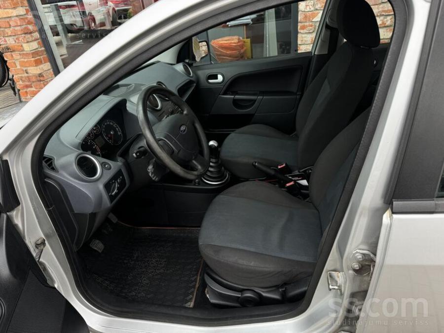 Ford Fiesta 2006 in Talsi, with an engine capacity of 1.40 L and mileage of 178 thousand km for 1550 €, photo 11 on AUTOMOTO.COM.LV