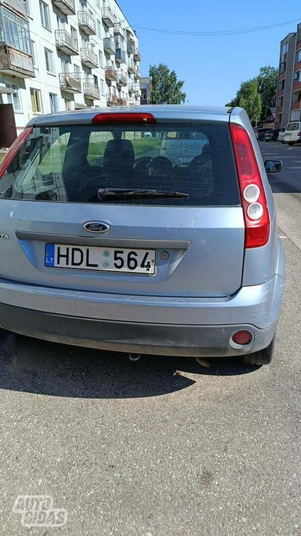 Ford Fiesta 2006 Jonava, ar dzinēja tilpumu 1.90 L un nobraukumu 268 tūkst. km par 250 €, foto 3 vietnē AUTOMOTO.COM.LV