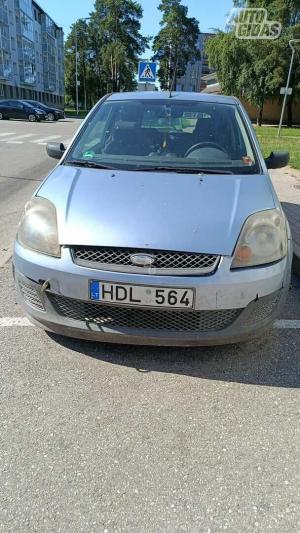 Ford Fiesta 2006 Jonava, ar dzinēja tilpumu 1.90 L un nobraukumu 268 tūkst. km par 250 €, foto 5 vietnē AUTOMOTO.COM.LV