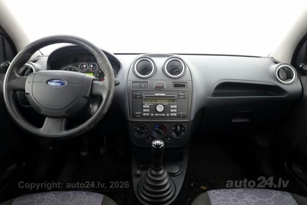 Ford Fiesta 2007 Tallina, ar dzinēja tilpumu 1.30 L un nobraukumu 159 tūkst. km par 599 €, foto 5 vietnē AUTOMOTO.COM.LV