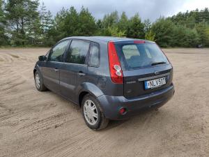 Ford Fiesta 2007 Viļņa, ar dzinēja tilpumu 1.40 L un nobraukumu 143 tūkst. km par 1100 €, foto 5 vietnē AUTOMOTO.COM.LV