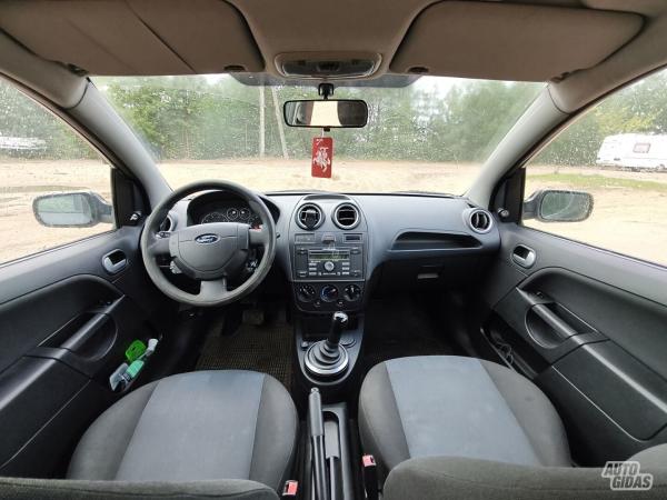 Ford Fiesta 2007 in Vilnius, with an engine capacity of 1.40 L and mileage of 143 thousand km for 1100 €, photo 8 on AUTOMOTO.COM.LV