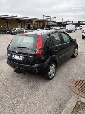 Ford Fiesta 2007 in Kaunas, with an engine capacity of 1.60 L and mileage of 300 thousand km for 650 €, photo 4 on AUTOMOTO.COM.LV