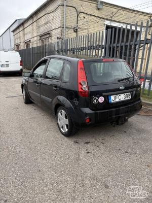 Ford Fiesta 2007 in Kaunas, with an engine capacity of 1.60 L and mileage of 300 thousand km for 650 €, photo 5 on AUTOMOTO.COM.LV