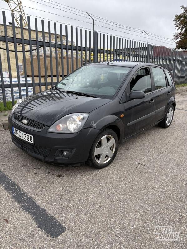 Ford Fiesta 2007 Kauņa, ar dzinēja tilpumu 1.60 L un nobraukumu 300 tūkst. km par 650 €, foto 6 vietnē AUTOMOTO.COM.LV