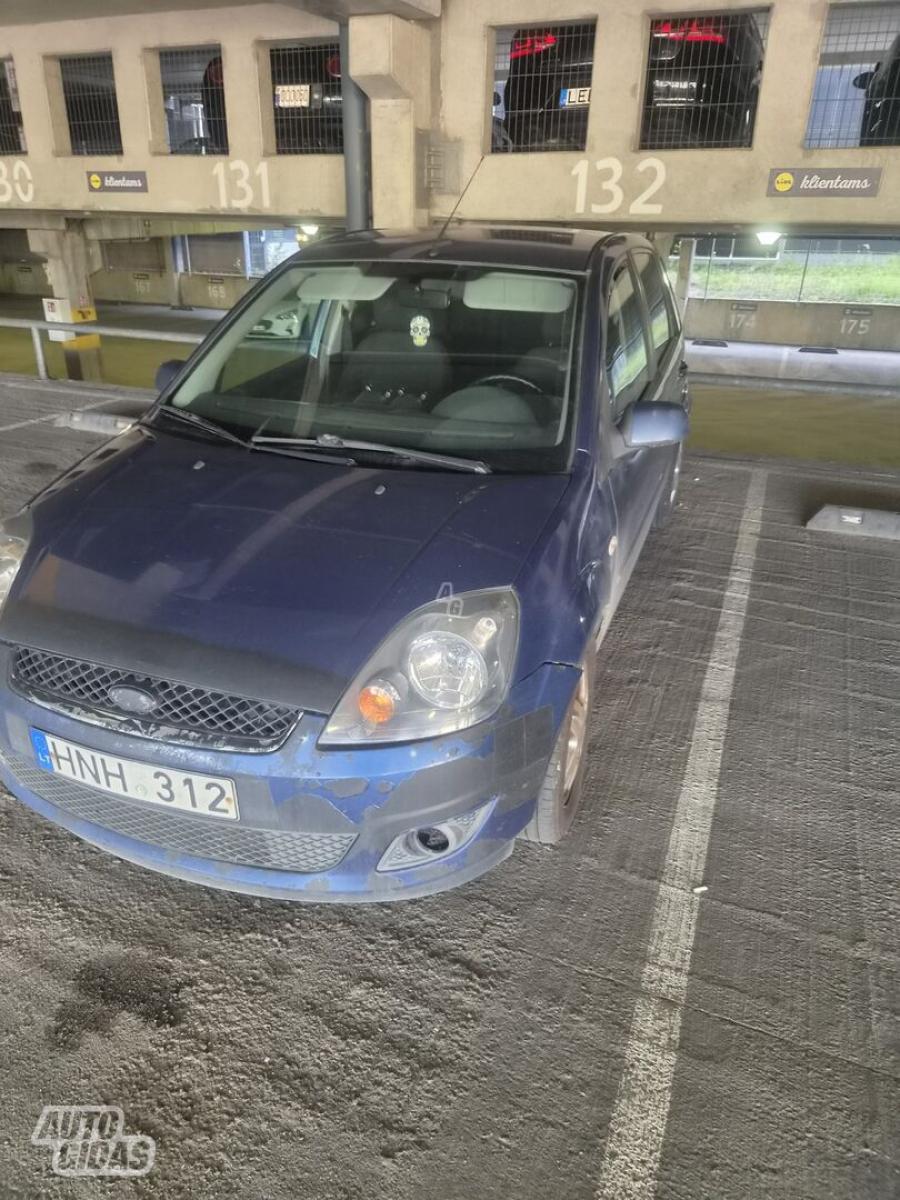 Ford Fiesta 2007 Viļņa, ar dzinēja tilpumu 1.20 L un nobraukumu 210 tūkst. km par 400 €, foto 3 vietnē AUTOMOTO.COM.LV