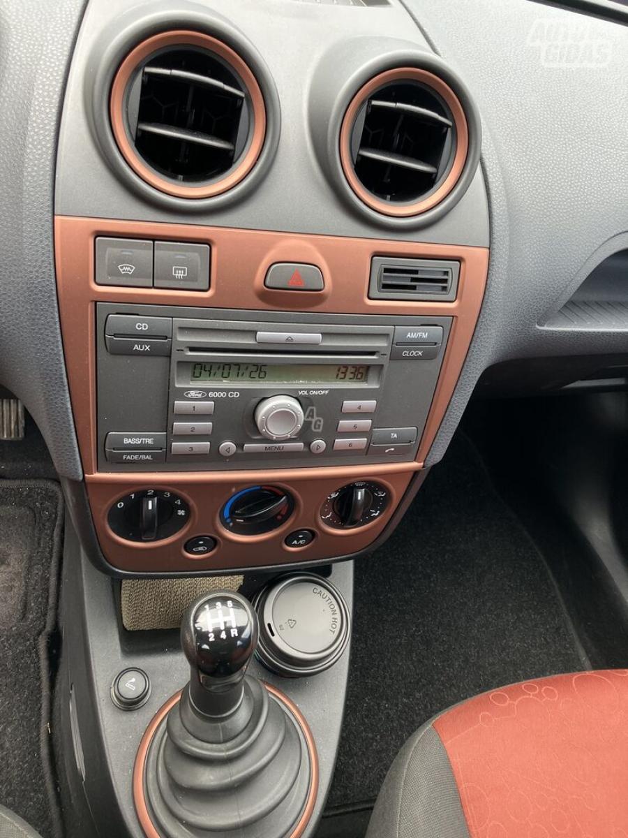 Ford Fiesta 2008 in Vilnius, with an engine capacity of 1.30 L and mileage of 122 thousand km for 1999 €, photo 10 on AUTOMOTO.COM.LV