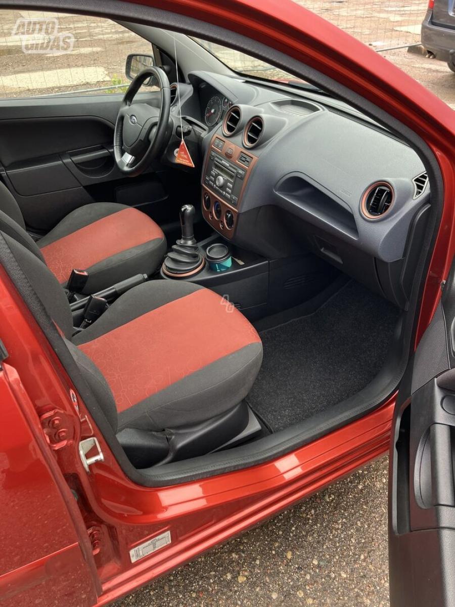 Ford Fiesta 2008 in Vilnius, with an engine capacity of 1.30 L and mileage of 122 thousand km for 1999 €, photo 12 on AUTOMOTO.COM.LV