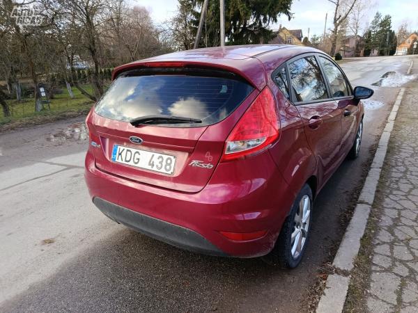 Ford Fiesta 2009 in Joniskis, with an engine capacity of 1.60 L and mileage of 280 thousand km for 950 €, photo 8 on AUTOMOTO.COM.LV