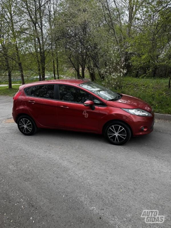 Ford Fiesta 2009 in Siauliai, with an engine capacity of 1.40 L and mileage of 350 thousand km for 1700 €, photo 4 on AUTOMOTO.COM.LV